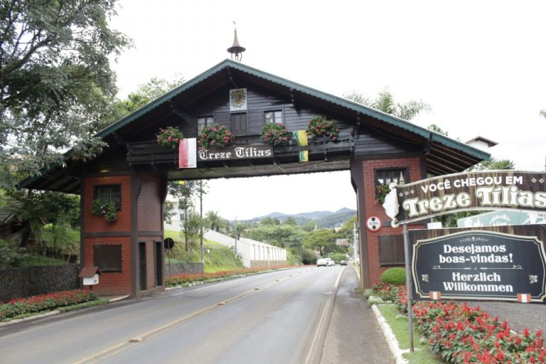 Treze Tílias, um pedaço da Áustria no sul do Brasil - Casa de Doda